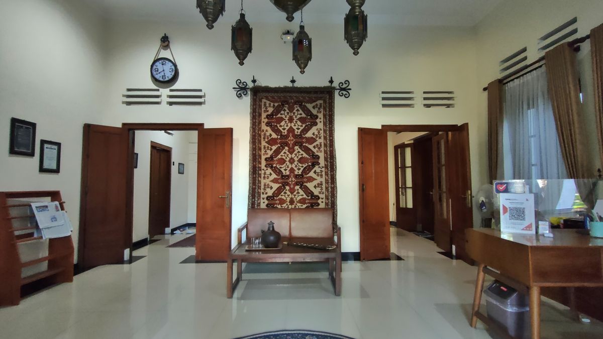 Rekomendasi Penginapan di Solo: Musafir Guest House - Jilbabbackpacker